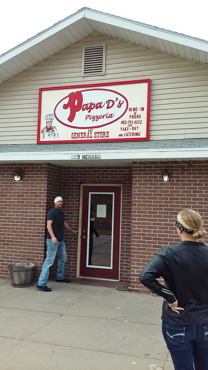 Small town, big flavors: where Papa D's proves that great pizza doesn't need a fancy address.