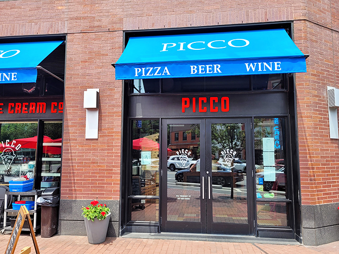 Modern meets cozy at Picco, where the outdoor seating invites you to enjoy pizza perfection in the fresh air.