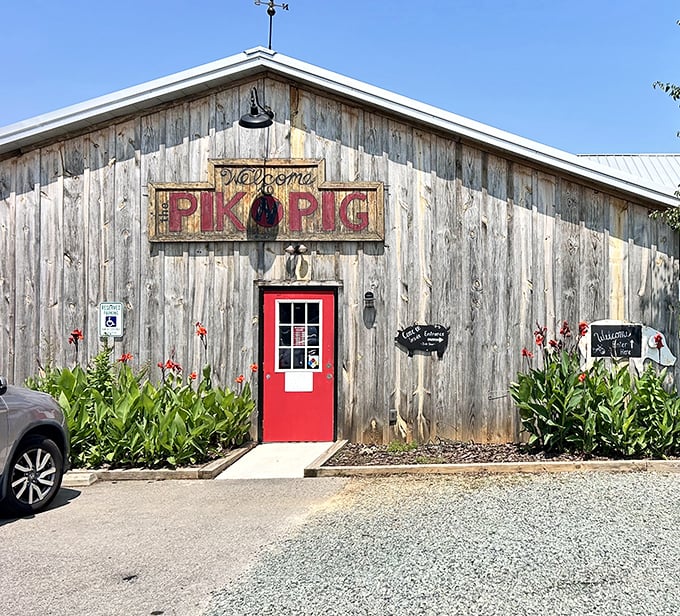 When a restaurant has a weathervane on top, you know they're serious about tradition &ndash; Pik N Pig delivers on that promise.