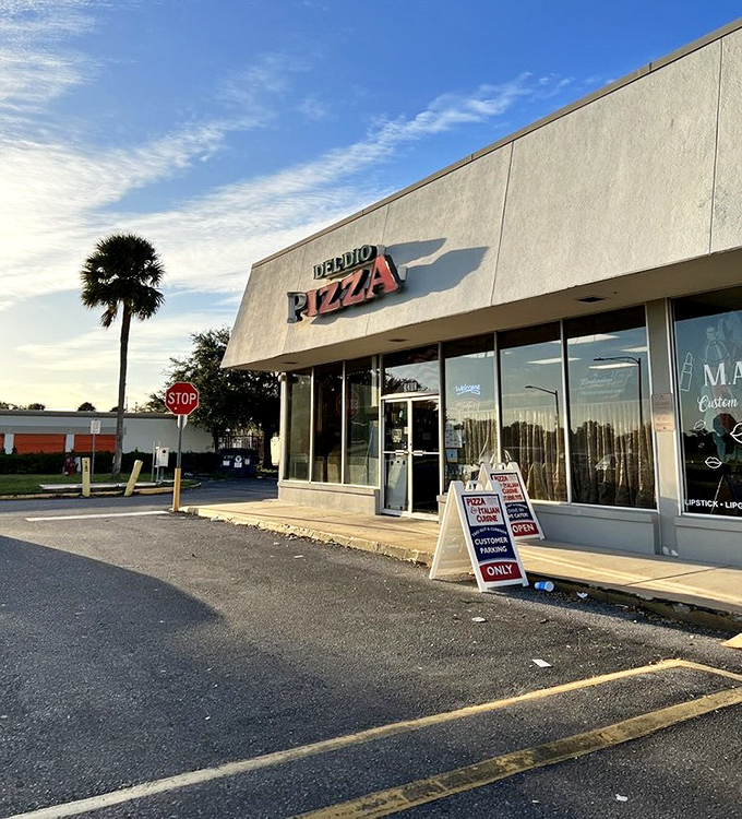 The sun-drenched exterior of Del-Dio Pizza might be modest, but the flavors inside are anything but understated.