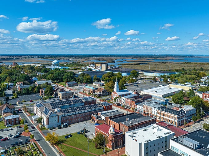 The view from above reveals Salem's secret: a perfect blend of historic charm and modern convenience, all surrounded by New Jersey's gorgeous greenery.