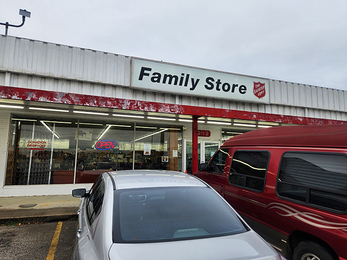 Sometimes the best shopping experiences come wrapped in the most unassuming metal building packages.