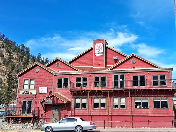Texas Reds wears its heritage on its sleeve&mdash;or rather, on its entire bright red exterior that you can't miss.