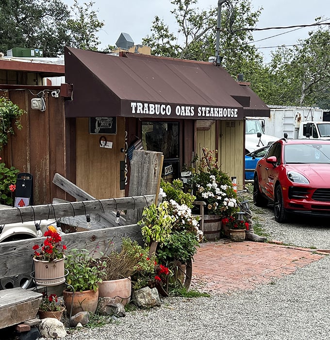 Small-town charm meets big-city flavor in this unassuming canyon hideaway that locals treasure.