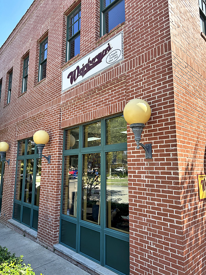 Historic charm meets modern hunger in this Grapevine gem where tradition never goes out of style.