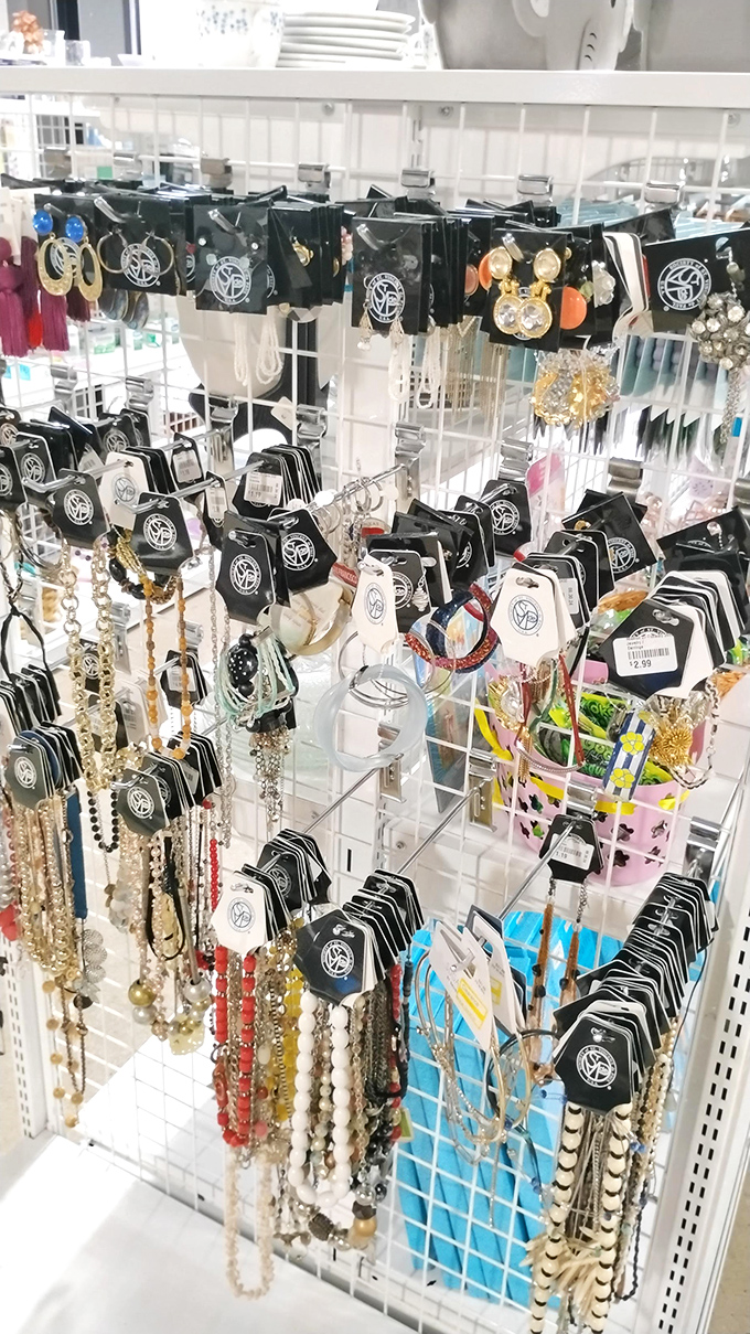 Jewelry displays this organized would make department stores jealous, except everything here fits your cart-filling budget dreams perfectly.
