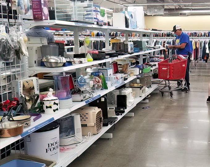 Kitchen appliance heaven for the culinary curious. That bread maker someone used exactly once could become your Sunday morning ritual for years to come.