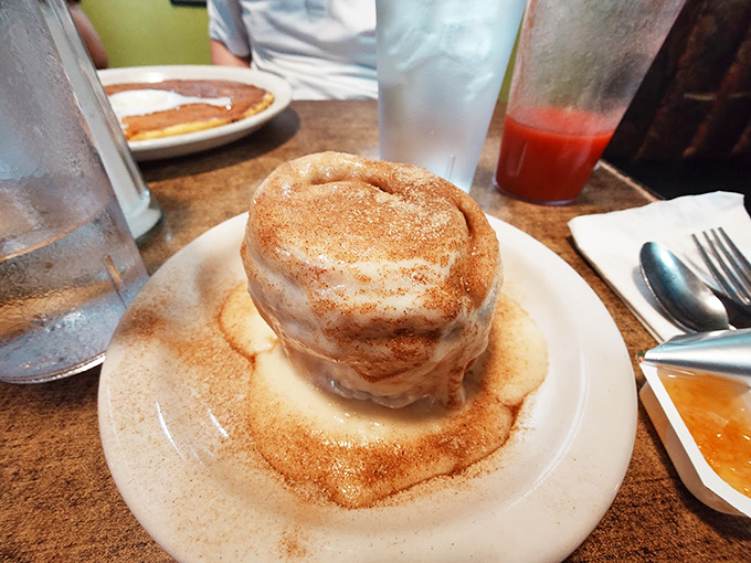 Behold the crown jewel: Frank's legendary cinnamon roll. This spiral of breakfast bliss has inspired pilgrimages from across state lines.
