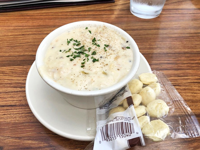 This isn't just clam chowder; it's a creamy bowl of Seattle tradition, served with oyster crackers for that perfect textural counterpoint.