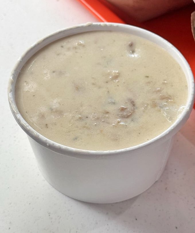 Behold the chowder that launched a thousand return trips&mdash;thick, creamy, and packed with more clams than should legally fit in one bowl.
