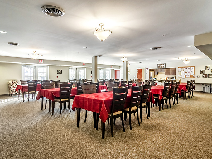 Community dining takes on new meaning with these elegant table settings. No mystery meat Tuesdays here&mdash;this is where neighbors become friends over shared meals.