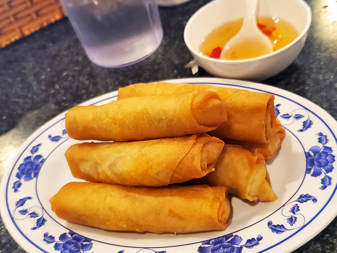 Golden, crispy, and utterly irresistible &ndash; these legendary egg rolls have sparked more pilgrimages across Missouri than any religious shrine ever could.