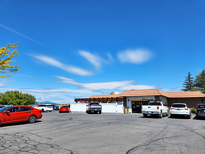 This low-slung building promises comfort without the fuss &ndash; exactly what a small town should deliver.