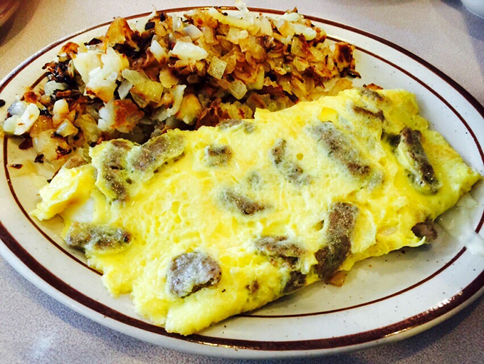 Behold the star attraction: a perfectly executed omelet alongside golden home fries. This fluffy yellow miracle has launched a thousand road trips across Pennsylvania.