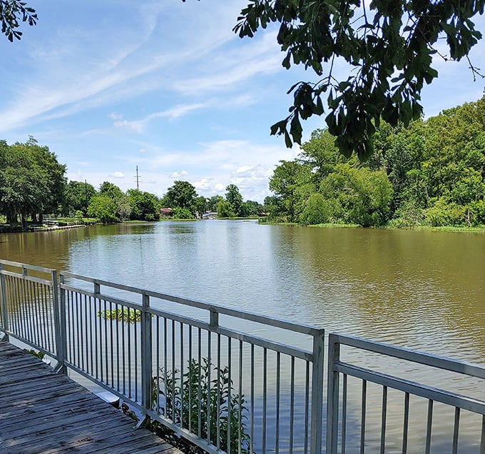 Parc Sur La Teche proves nature's best amenities are free, including peaceful bayou views and actual breathing room.
