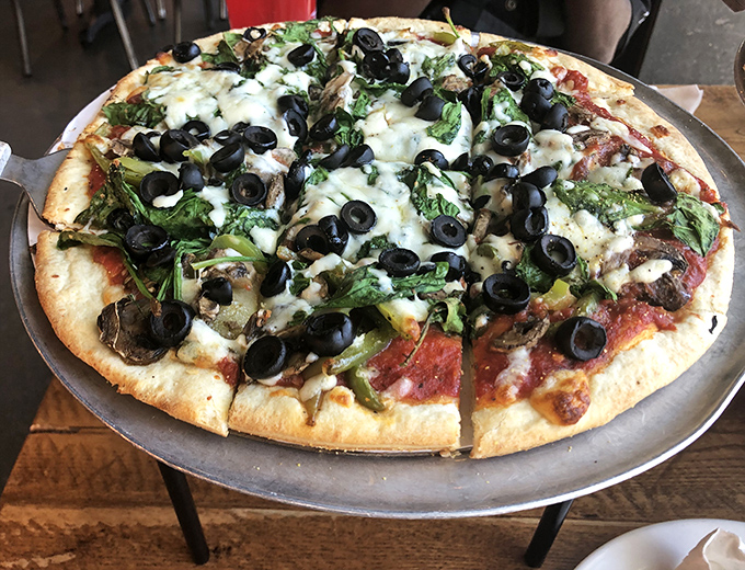 This thin crust veggie masterpiece proves Giordano's isn't a one-trick pony. Those black olives are like formal wear for this dressed-up pizza.
