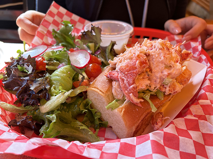 This isn't a lobster roll&mdash;it's a love letter written in butter-grilled bread and sweet, tender lobster meat.