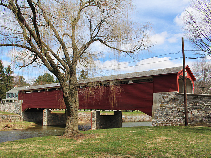Autumn transforms Wehr Bridge into a postcard-perfect scene. That weeping willow seems to be saying, "Yeah, I make this place look good."
