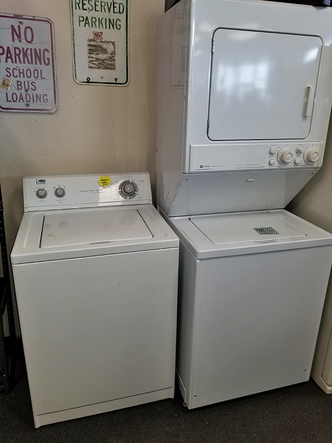 Stackable washer-dryer combos from yesteryear stand ready for a second life. They built these babies to last before "planned obsolescence" was a business strategy.