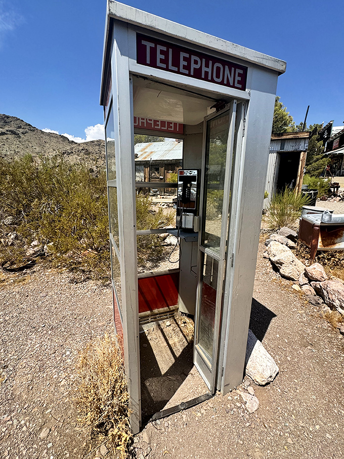 "Hello? 1950s? We found your phone booth!" A desert relic where Superman would change if he needed a serious tan with his transformation.