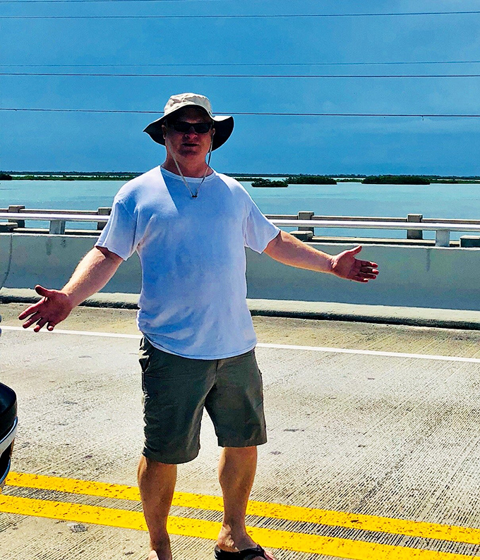 The highway provides the perfect backdrop for that "I'm somewhere amazing" pose that'll make your friends back home simultaneously happy for you and deeply jealous.