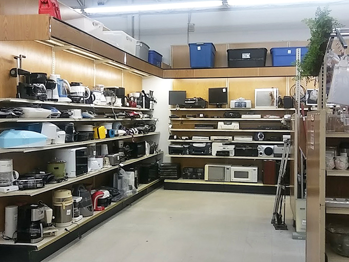 The appliance corner: where coffee makers, microwaves, and kitchen gadgets enjoy their second act. One person's decluttering is another's fully-equipped kitchen at pennies on the dollar.