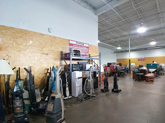 The appliance section: where vacuum cleaners and microwaves await their second act. Marie Kondo may have sparked someone to let go, but these still spark joy.