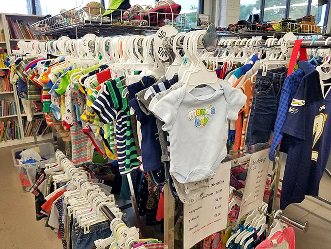 Tiny treasures for tiny humans! These baby clothes have barely seen a spit-up, ready for round two.