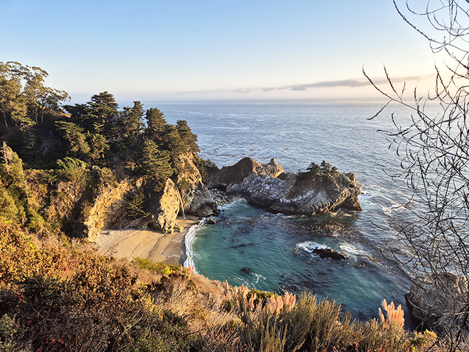 The view that launched a thousand desktop backgrounds. That impossible turquoise water isn't filtered&mdash;it's Mother Nature showing off her color palette.