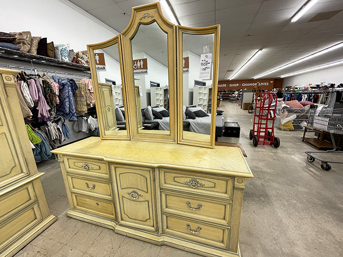 Vintage vanity perfection awaits its second act. The kind of dresser where Golden Age Hollywood starlets might have applied their makeup.