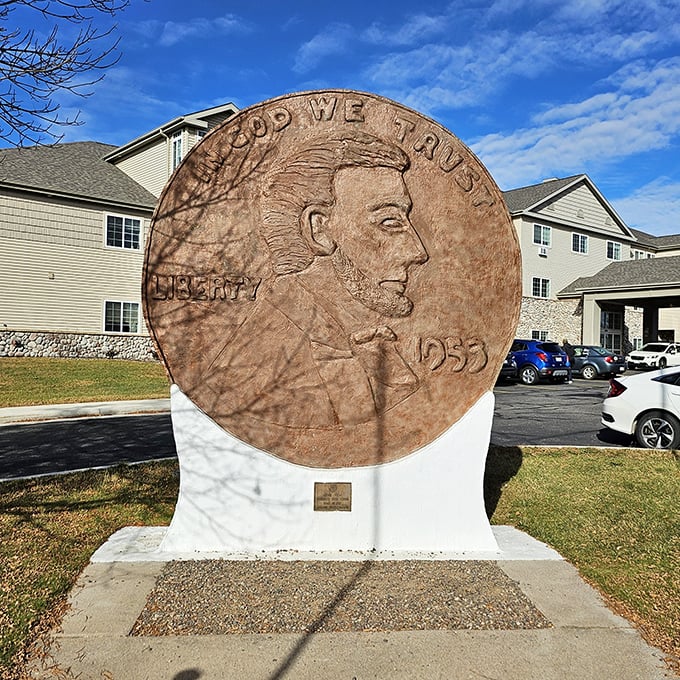 "In God We Trust" indeed&mdash;you'd need divine intervention to lift this 17,452-pound penny from its pristine white pedestal.