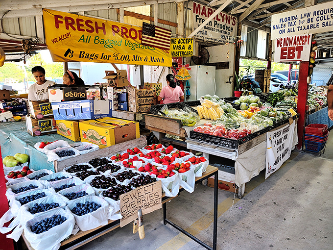 Farm-fresh bounty that puts supermarket produce to shame. Those blueberries and strawberries didn't travel across continents to meet you &ndash; they're Florida neighbors!