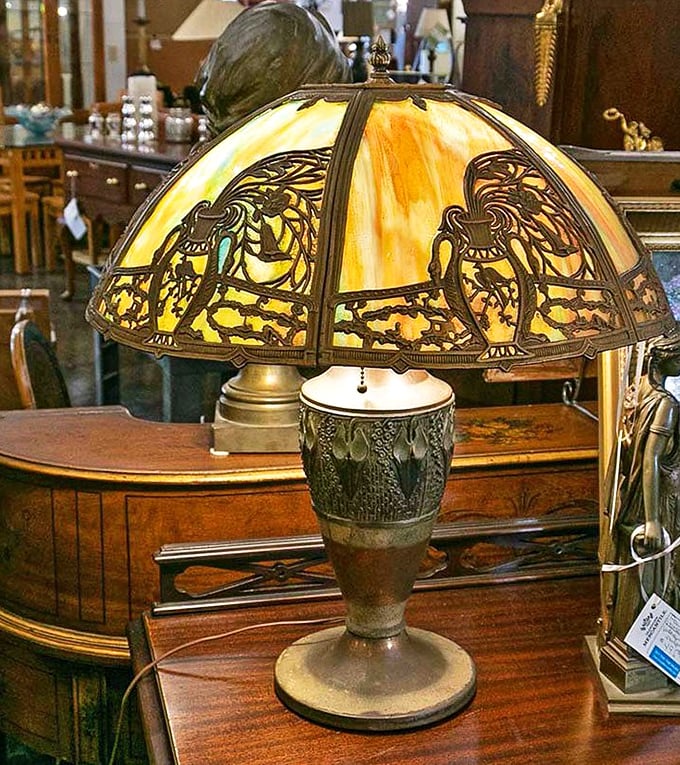 This isn't just a lamp&mdash;it's a time machine to your great-aunt's parlor where the cookies were always fresh. Stained glass storytelling at its finest.