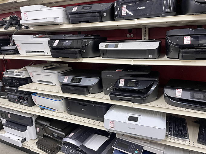 Technology graveyard or home office goldmine? These printers might be yesterday's models, but for the right price, they're tomorrow's workspace solutions.