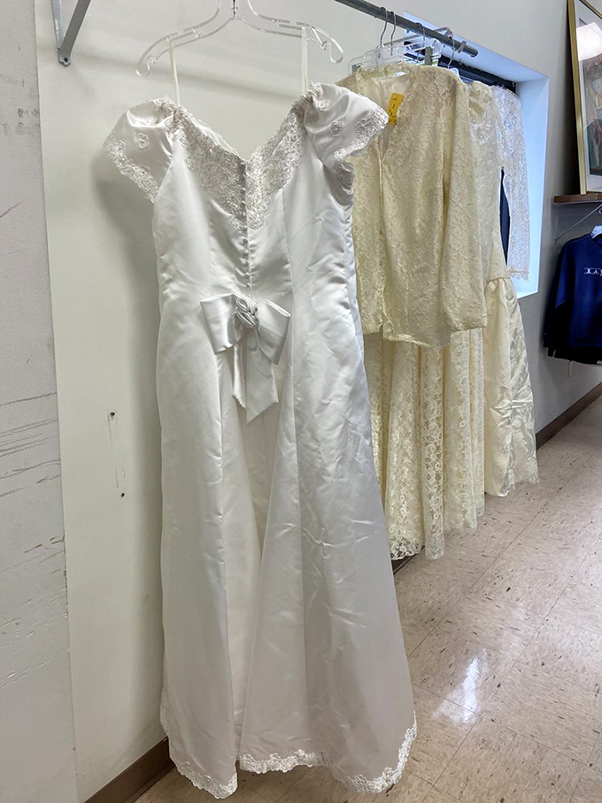 I do to these deals! Vintage wedding gowns hang like ghosts of celebrations past, waiting for new brides to give them second lives or crafters with vision.