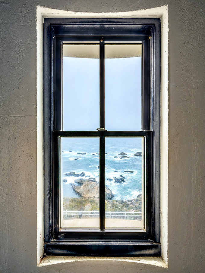 Each window frames a living postcard of the Pacific, offering lighthouse visitors glimpses of the same wild waters that sailors have navigated for centuries.
