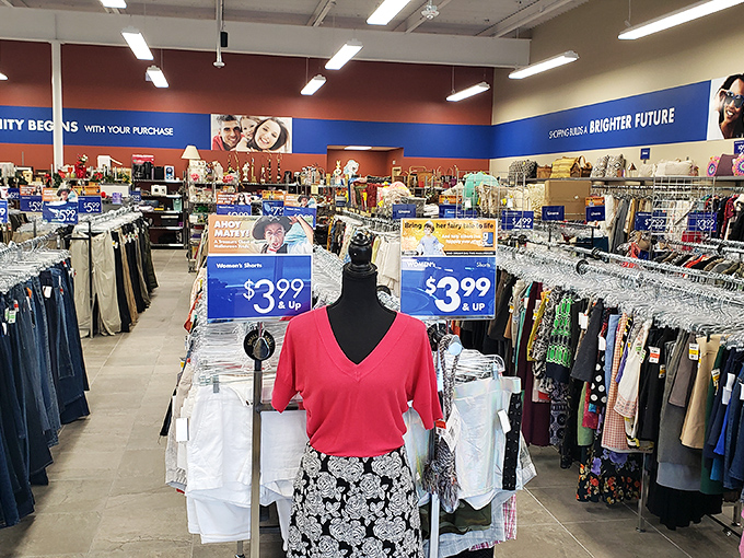 This mannequin showcases the potential hiding in every rack &ndash; a stylish outfit assembled entirely from secondhand finds at unbelievable prices.