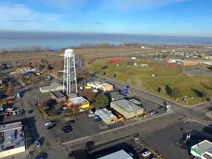 Boardman's agricultural heartland stretches endlessly, proving that America's breadbasket has its own quiet beauty.