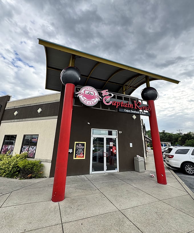 Those bold red pillars announce serious Cajun business - your taste buds better buckle up tight.