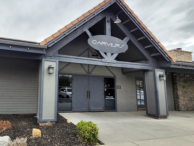 Carvers' lodge-like entrance says "come in from the cold." The mountain cabin where prime rib was perfected.