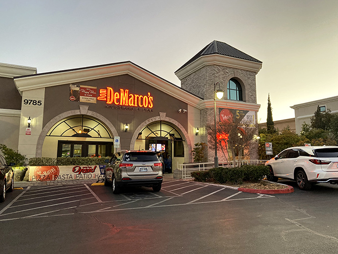 Elegant arches and sophisticated styling&mdash;the James Bond of pizza joints has arrived in Vegas.