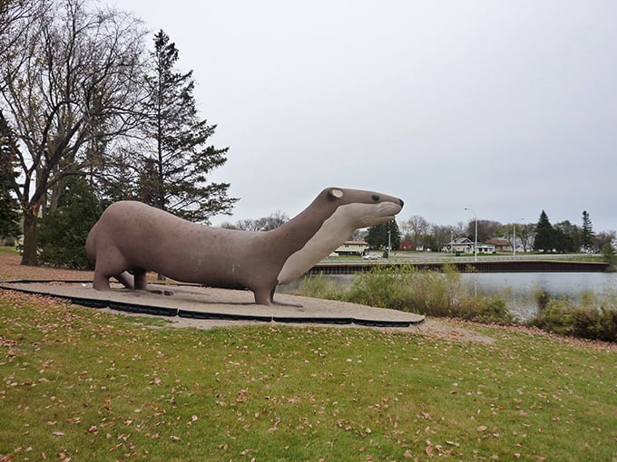 Fergus Falls' otter statue welcomes visitors to this budget-friendly lakeside community. Even the wildlife knows a good deal when they see one!