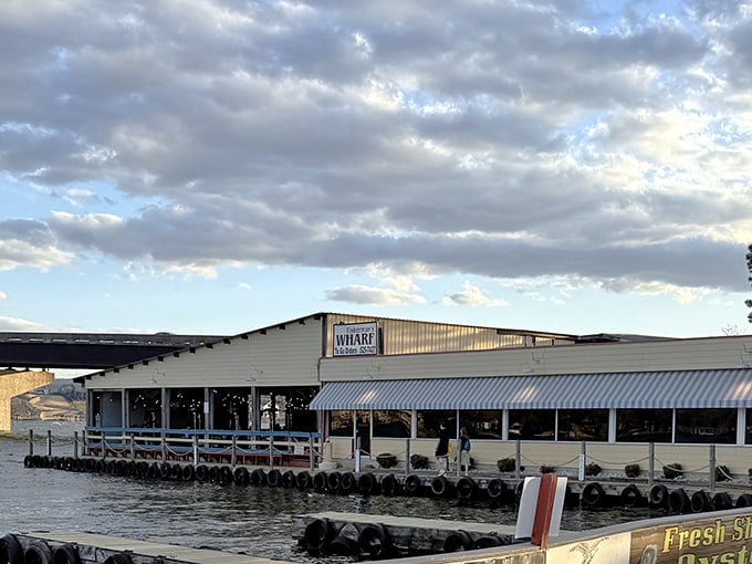 Dining on the water without leaving Arkansas &ndash; now that's what I call lakeside luxury.