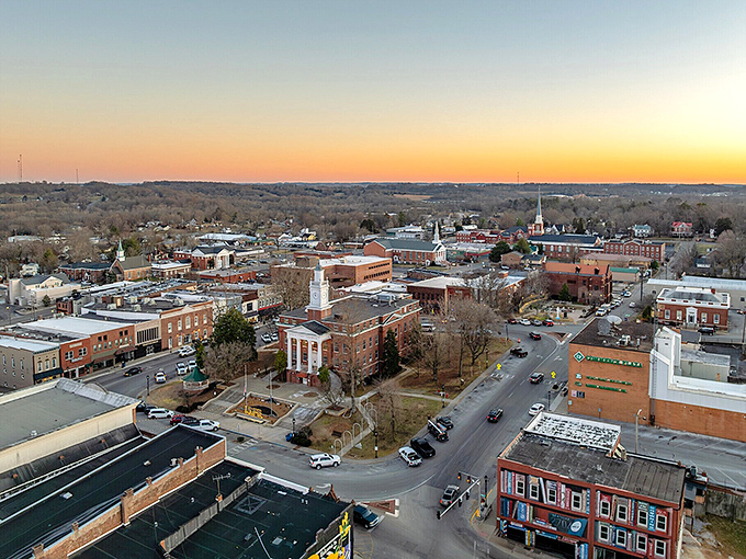Glasgow at sunset looks like a Norman Rockwell painting that learned to glow. Church steeples and affordable mortgages!
