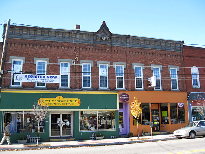 The Hawley Antique Center promises treasures from the past at prices that won't make your credit card flinch.