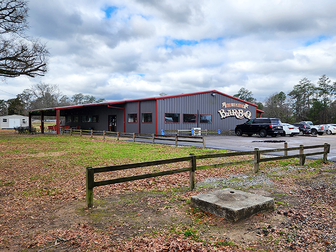 Hog Heaven BBQ's no-nonsense exterior promises the kind of authentic barbecue that makes locals protective.