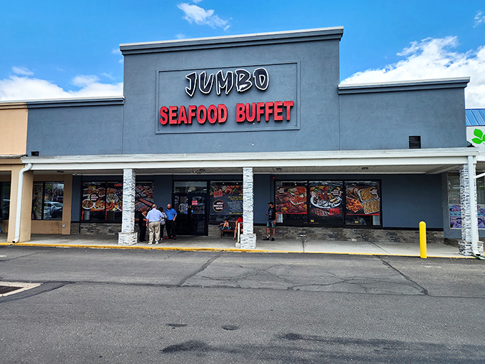 Modern seafood palace where ocean treasures await landlocked Pennsylvanians craving coastal cuisine without the drive.