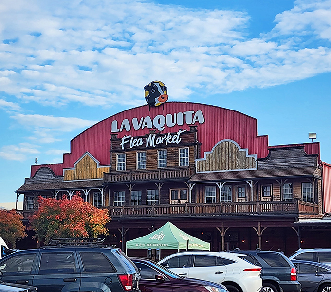 La Vaquita's western-style architecture stands tall and proud. That cow mascot seems to say, "Come on in, the bargains are mooovelous!"