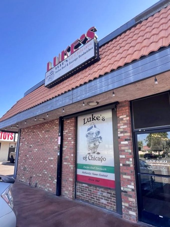 Luke's of Chicago brings a taste of the Windy City to Phoenix. That Italian beef sign promises sandwiches that could make a Chicagoan weep with joy.
