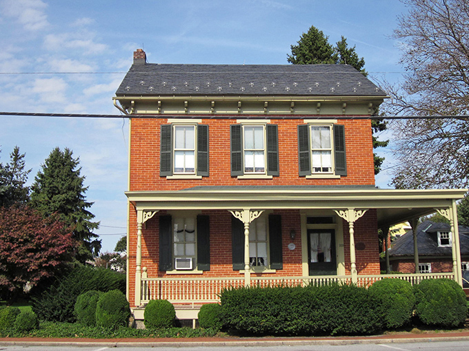 Strasburg's classic brick homes with welcoming porches&mdash;where rocking chairs are reserved for those who appreciate homemade apple butter.